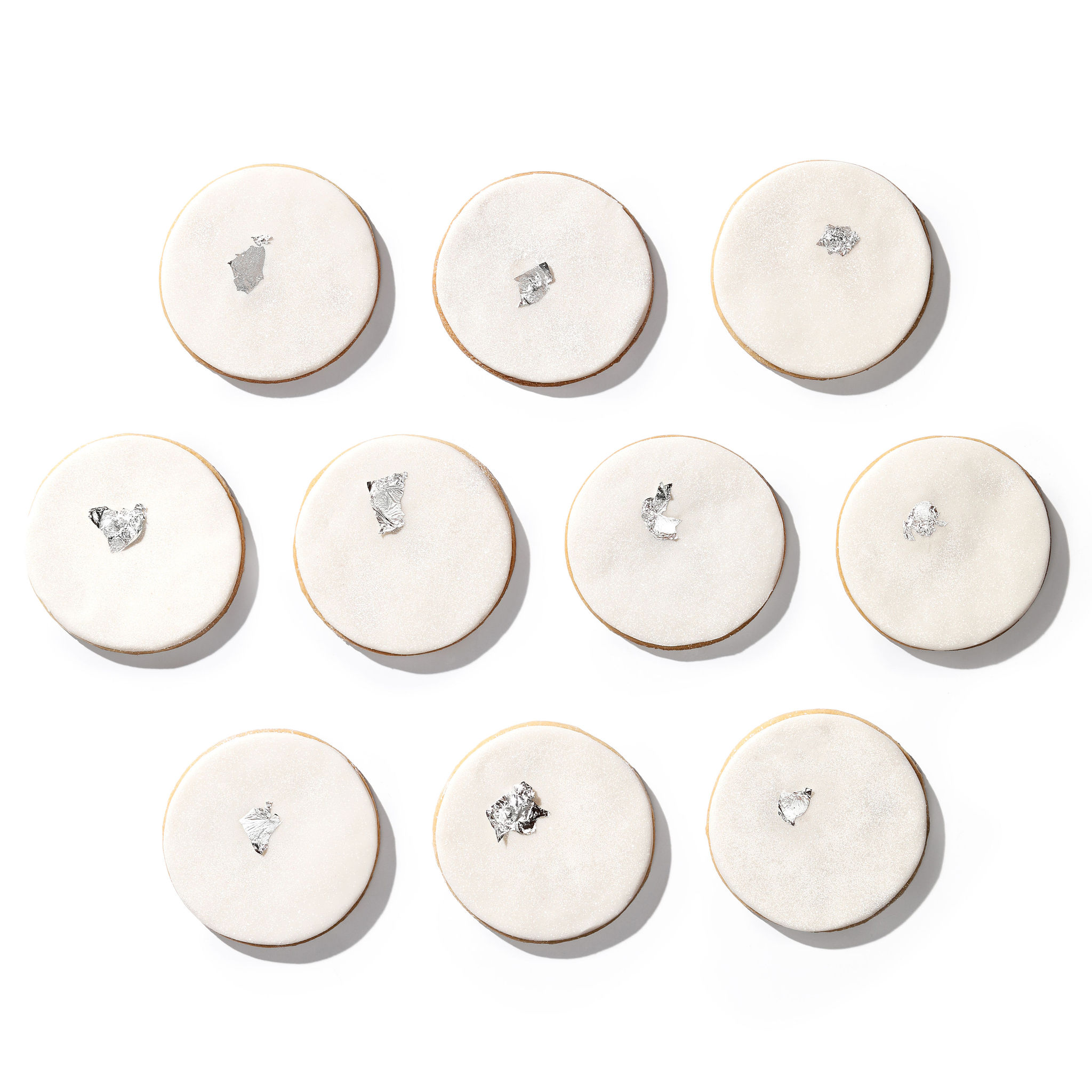 silver sphere cookies - KAYX